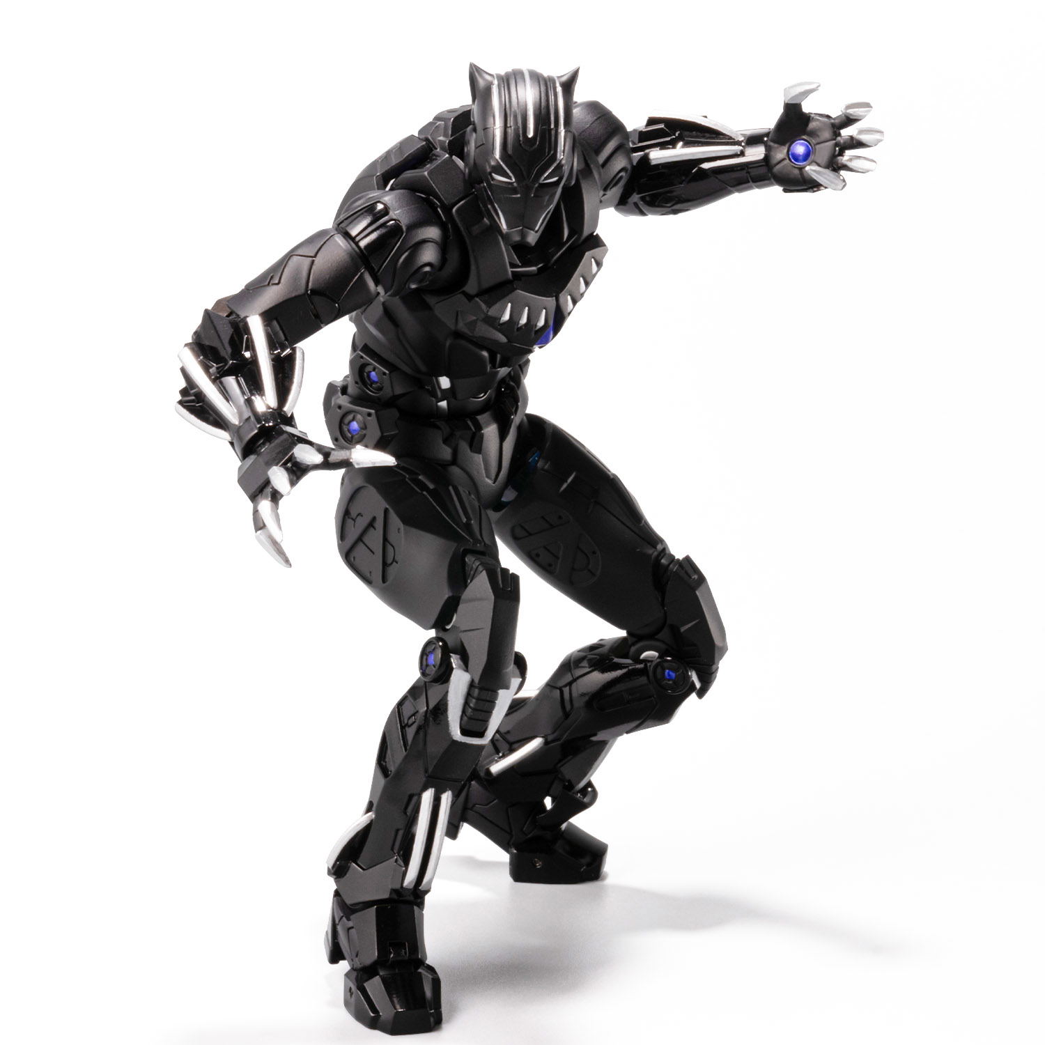 Fighting Armor Black Panther