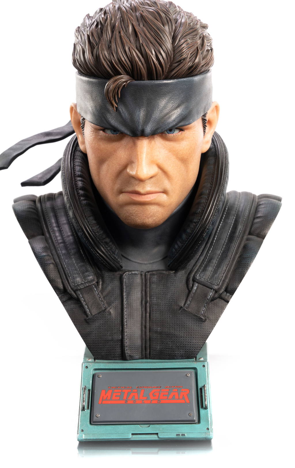 Metal Gear Solid Grand-Scale Bust Resin Statue: Solid Snake [Standard ...