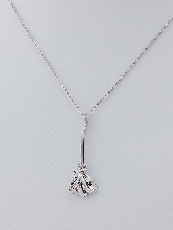 Legend of Mana The Teardrop Crystal Silver Accessory: Corona