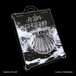 NMIXX - Fe3O4: FORWARD / 4TH EP ALBUM (Shell Ver.) (NMIXX 엔믹스)