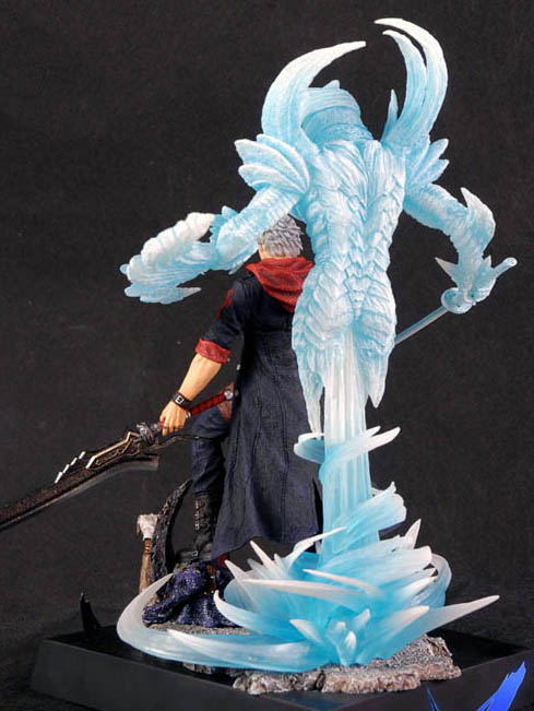 Devil May Cry 4 1/10 Scale Pre-Painted PVC Statue: Majin Nero