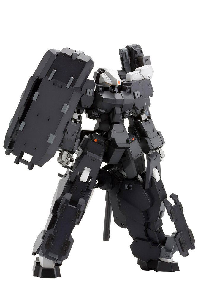 Frame Arms 1/100 Scale Model Kit: XFA-01 Werewolf Spector:RE