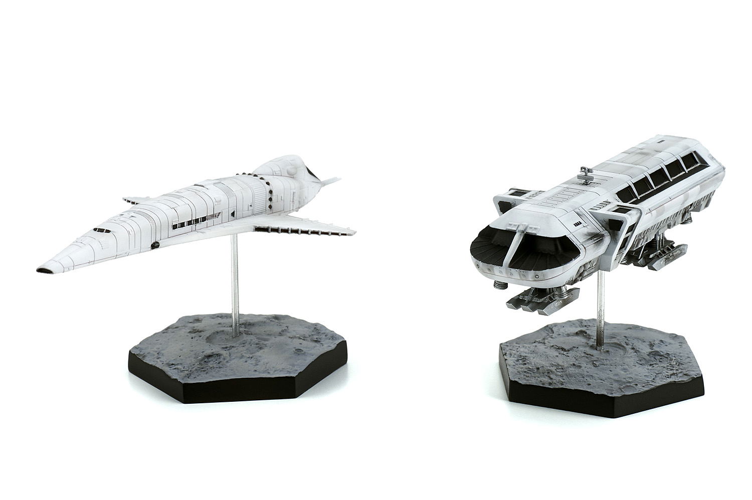 2001 A Space Odyssey: Orion III & Moon Rocket Bus